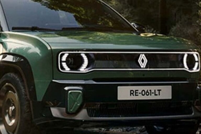 Renault Just Gave a 1970s Icon an Electric, Off-Road Makeover