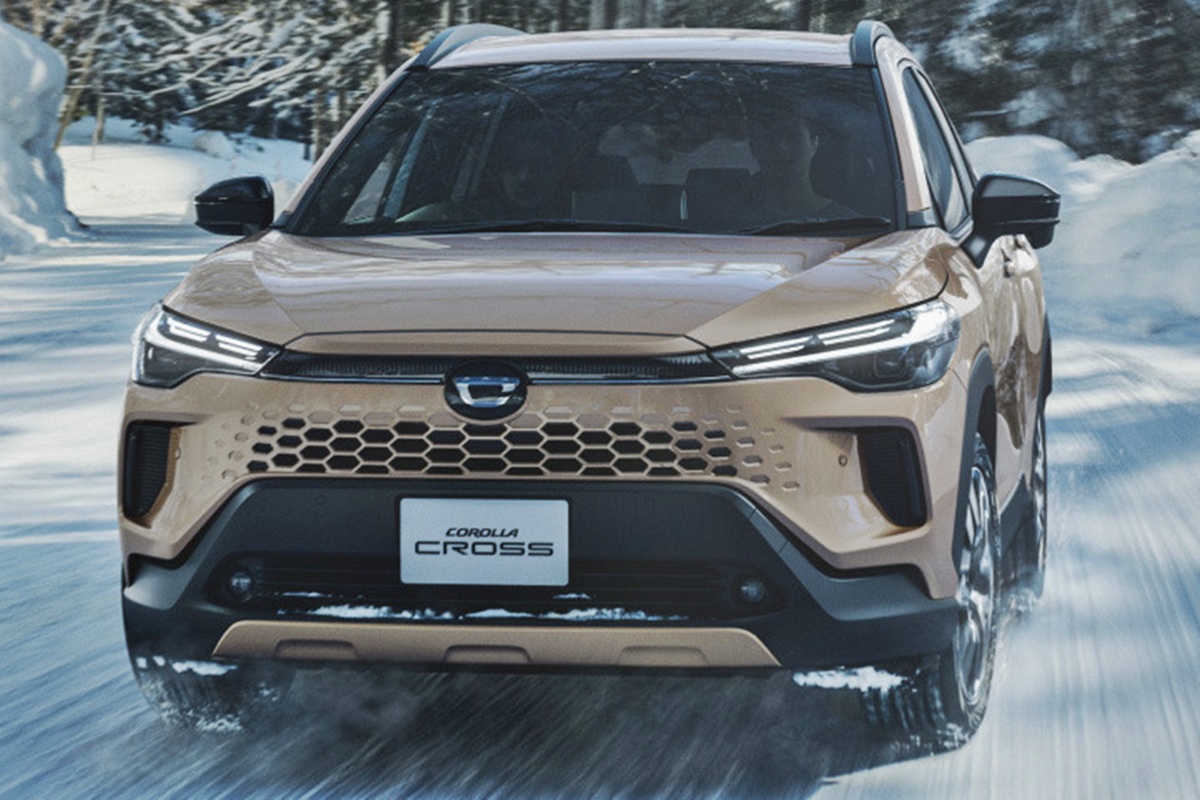 Toyota Gives the Corolla Cross a Sharp New Look—And It’s Hybrid Only Now