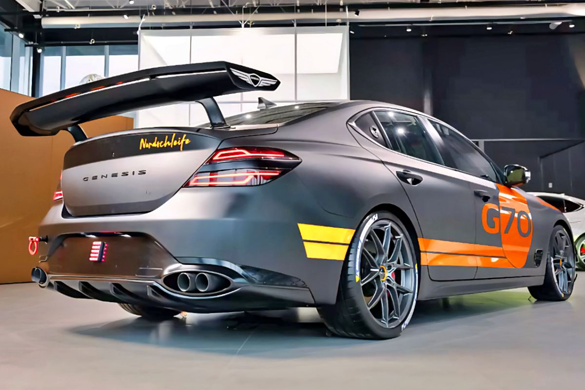Genesis Rolls Out Race-Ready G70 Concept in Canada
