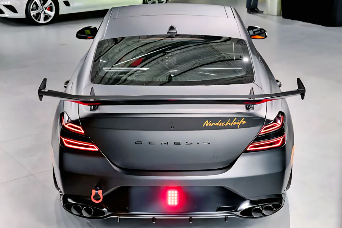 Genesis Rolls Out Race-Ready G70 Concept in Canada