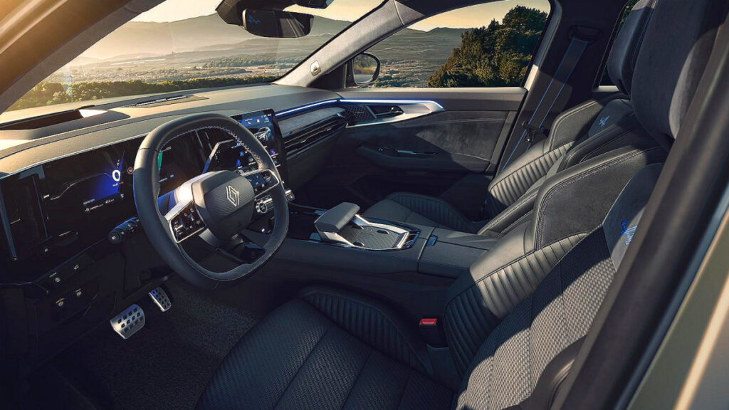 56 MPG and Google Inside? Renault’s Latest SUV Is Built to Stun