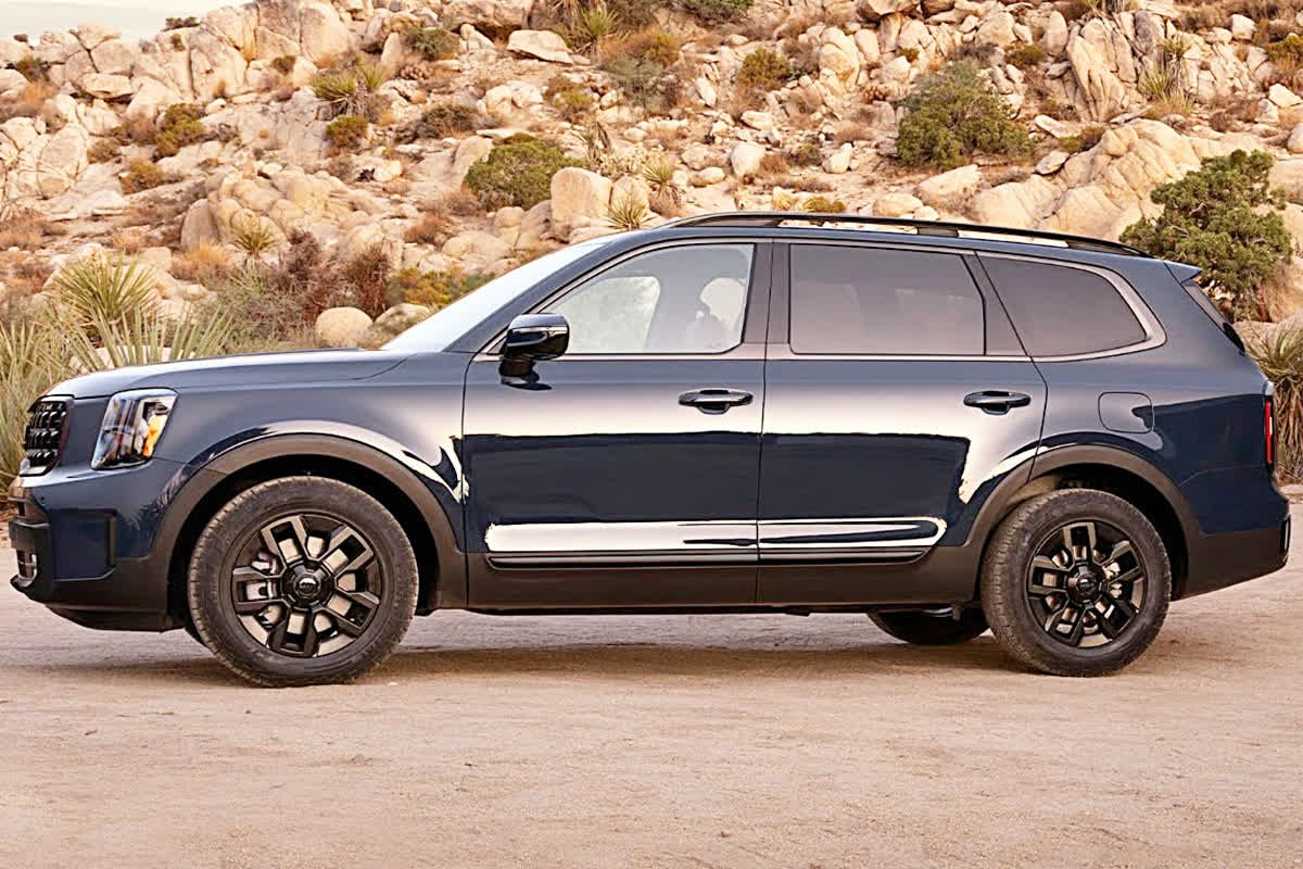 Next-Gen Kia Telluride Set for Late 2025 Launch, Hybrid Model Expected