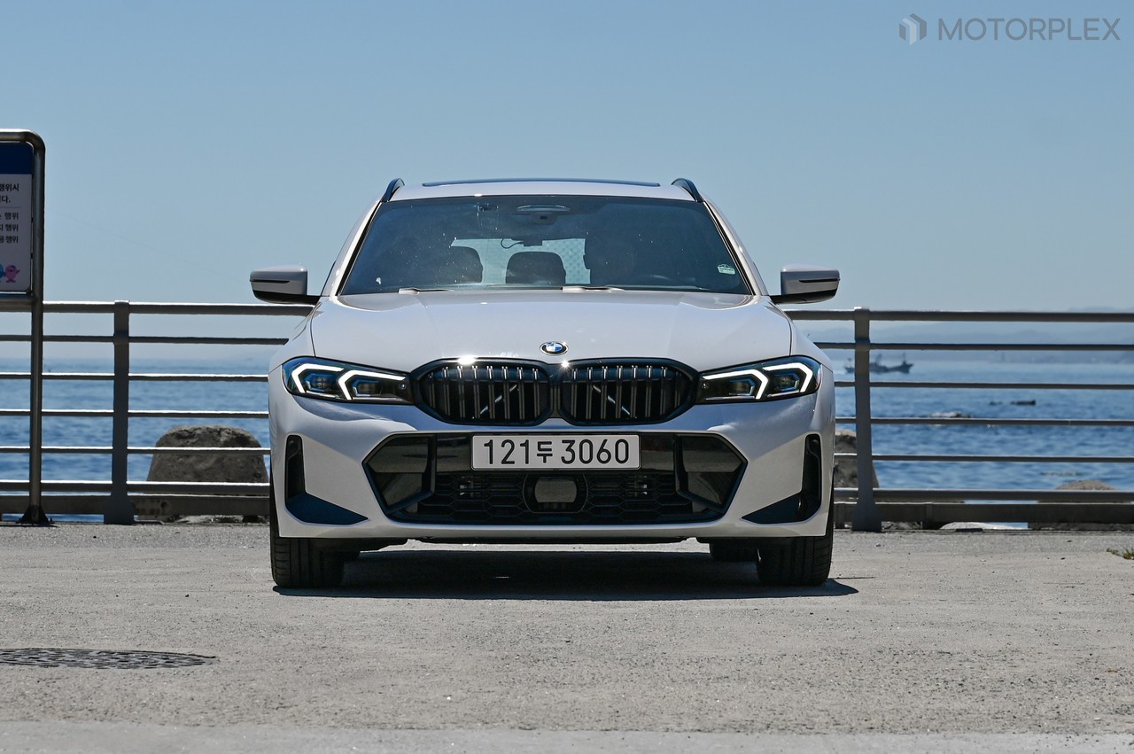 This BMW Wagon Corners Like a Sports Car—and Hauls Like an SUV