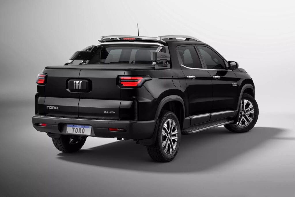 Fiat’s 2026 Toro Pickup Wants to Be a Maserati… and a Workhorse