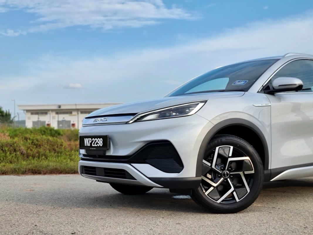 BYD ATTO 3 Offers Sunroof, Mass Safety Tech—All for Under $15K