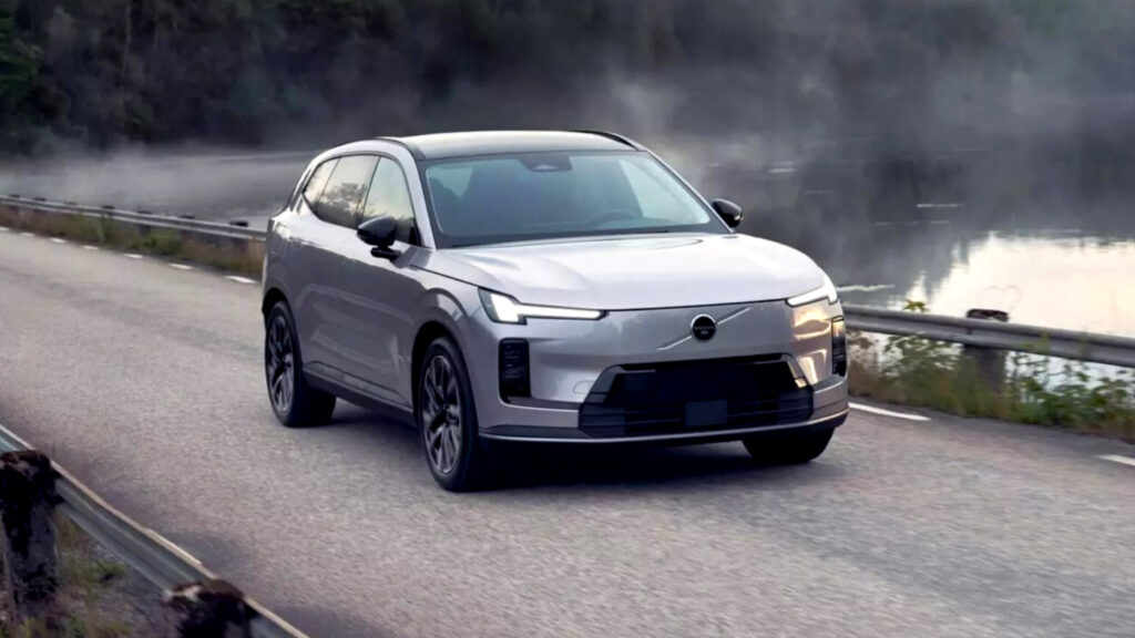 Volvo’s Hybrid Beast Revives the XC70—and It Might Outrun Tesla With ...