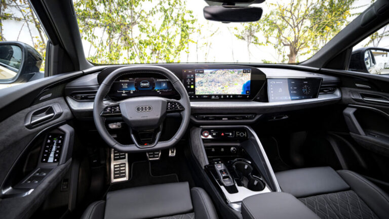 The New Audi Q5 Debuts with OLED Taillights and a Fully Digital Cabin