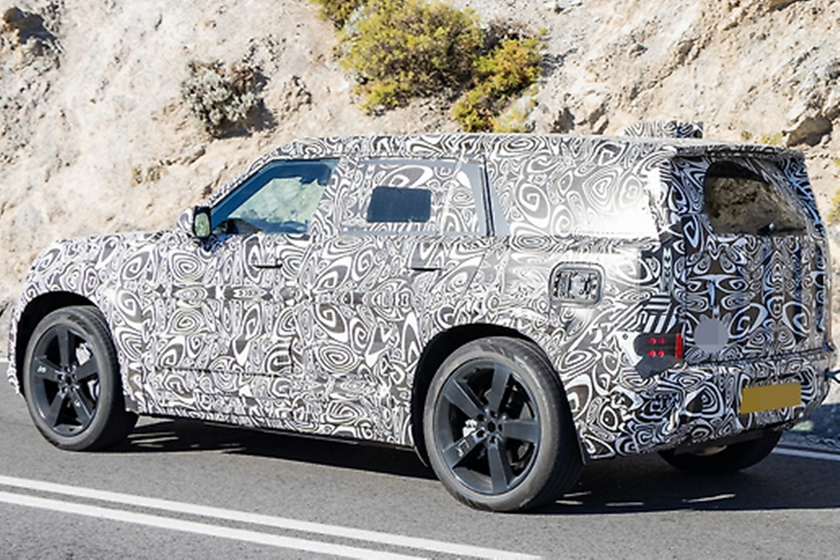 Defender Sport EV: The Baby Land Rover That Wants to Climb Mountains