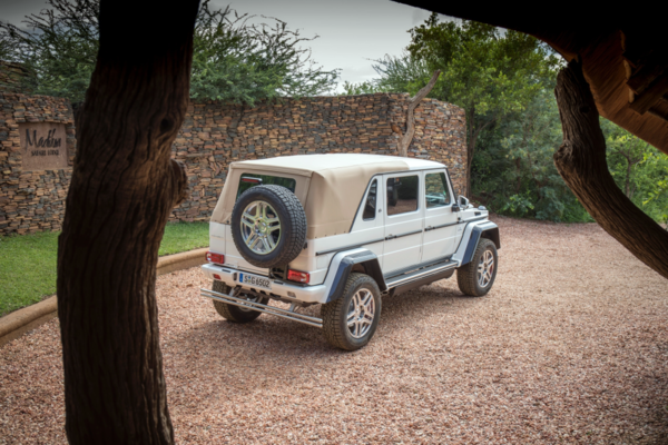 3 Secrets About Mercedes-Benz G-Class: The Luxurious Off-Roader Makes a ...