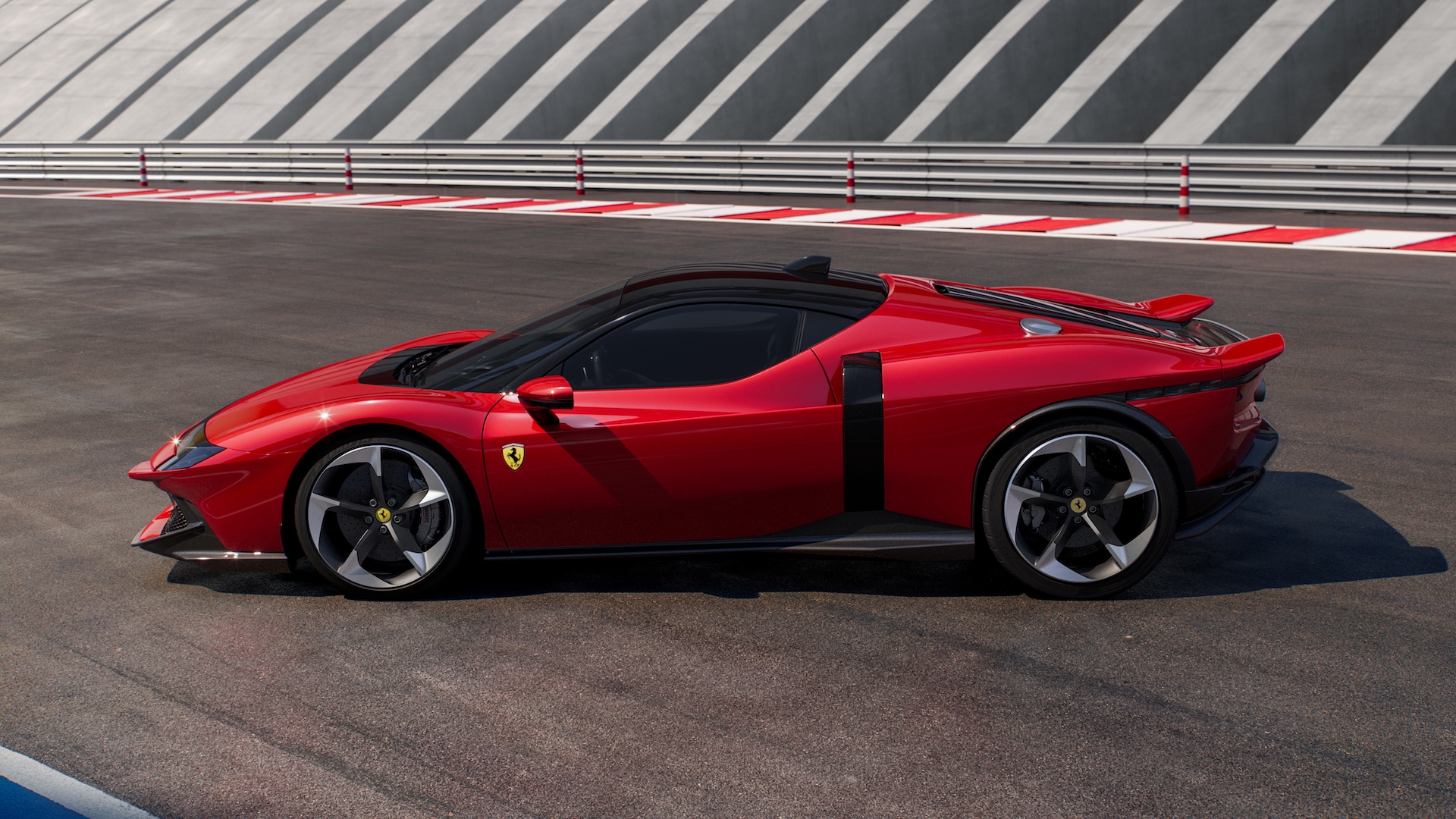Ferrari’s Iconic ’80s Poster Car Returns—The New Testarossa Blasts to ...