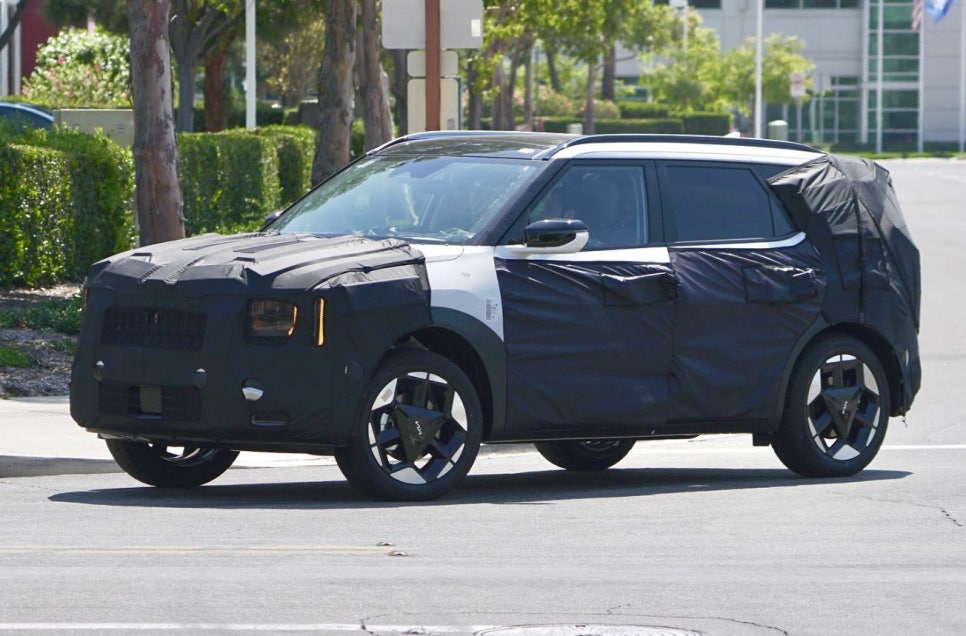 Kia's Next Weapon: Seltos is $16K SUV That Gets Better MPG Than Your Prius