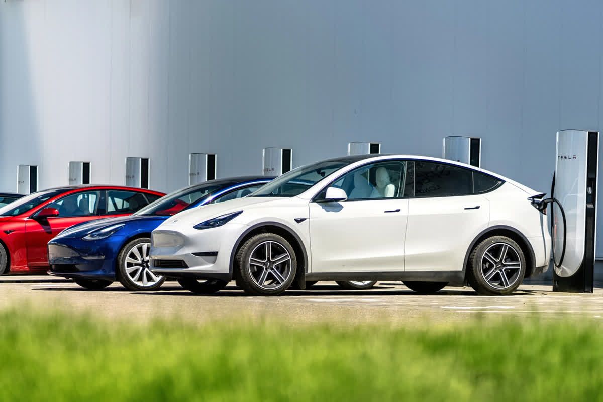 Would You Trust a Car That Shoots Out Its Battery? Inside China’s Bold ...
