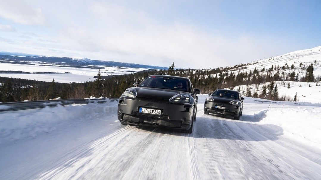 New Porsche Now has a Full Front AR! 2026 Porsche Cayenne Electric has ...