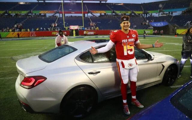 The Quarterback Paradox: Mahomes Owns A Superfast Ferrari, But Drives ...
