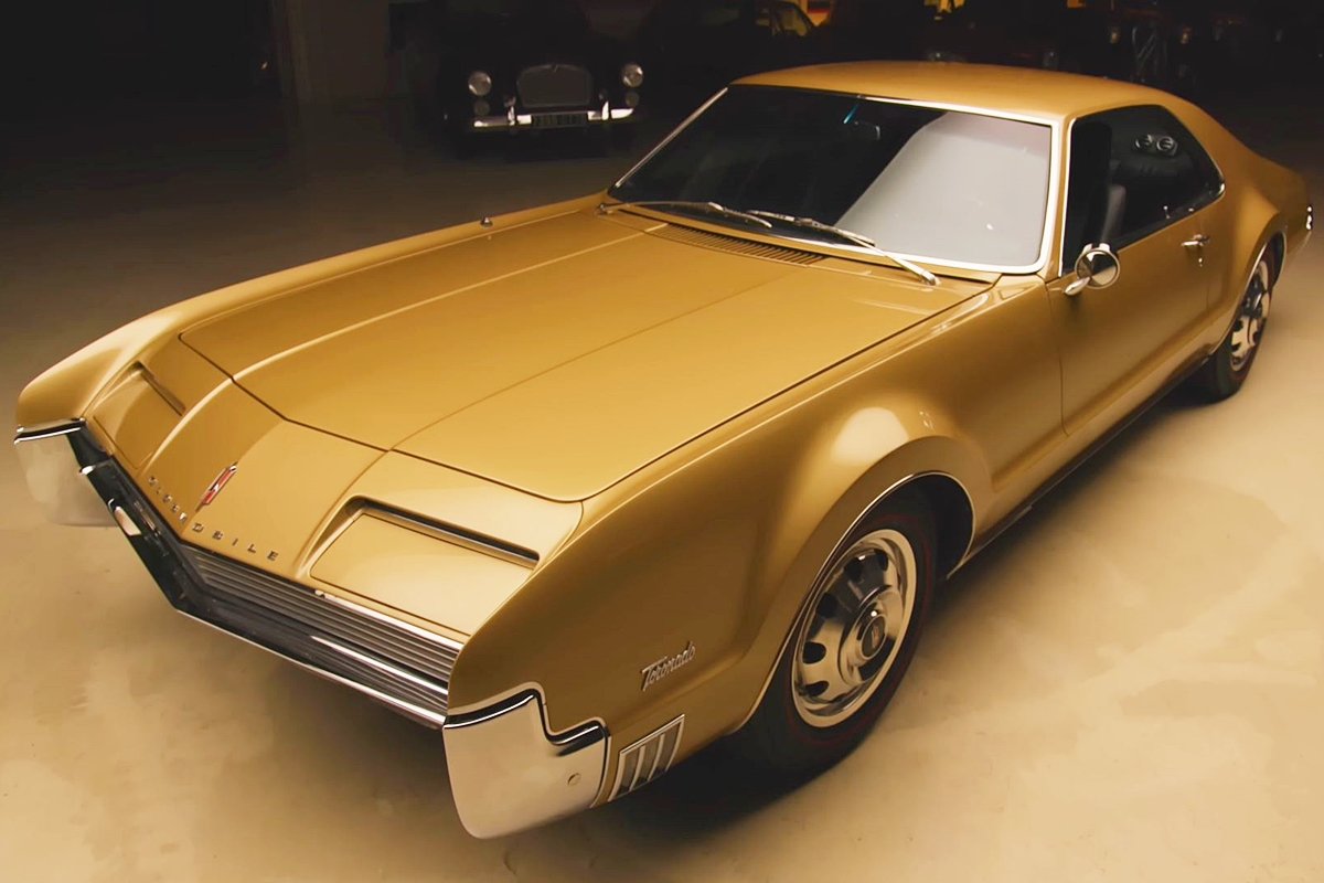 From Pink Bentleys to Meme Lambos—The 10 Wildest Celebrity Cars That ...