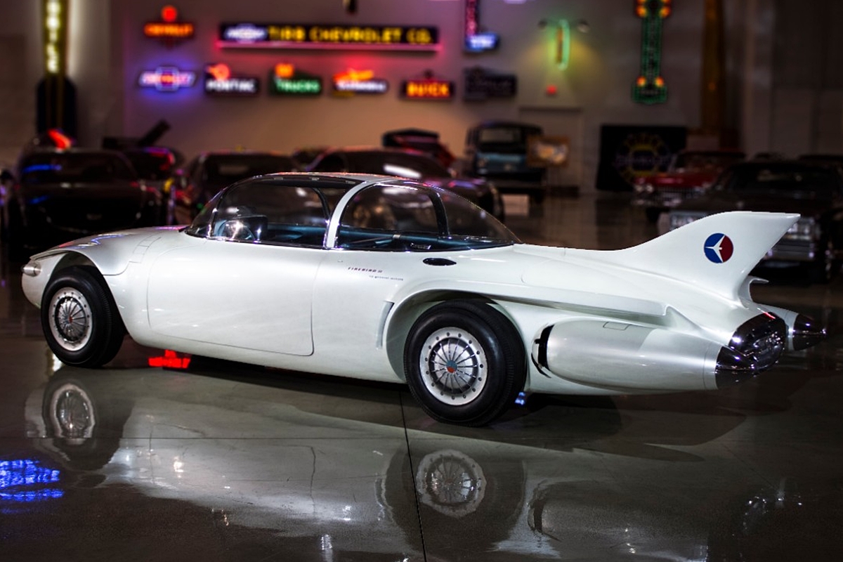 Top 5 Risky and Experimental Concept Cars Created by American Brands