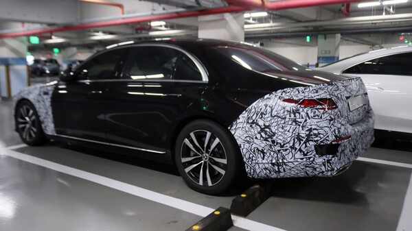 2026 Mercedes S-Class Facelift Nears Reveal—And the Maybach Is Getting ...