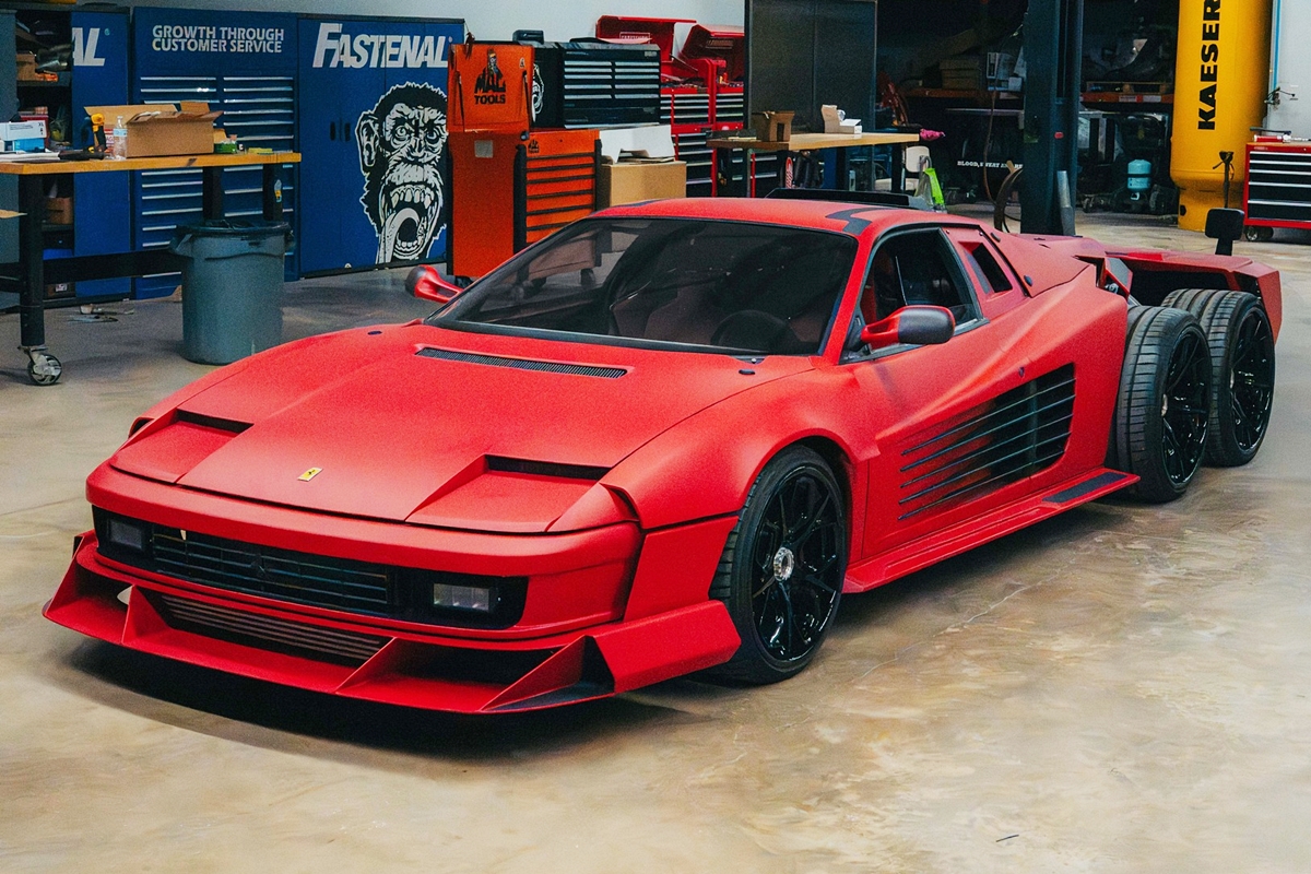 A Wild Six-Wheeled Ferrari Testarossa Exists—and It’s Tearing Gas ...