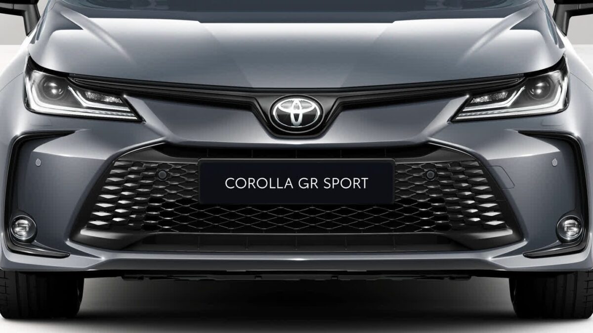 Stealth Matte Corolla? Toyota’s Playing It Safe—But the New Corolla ...
