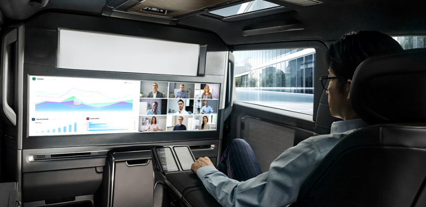 Lexus LM Hybrid’s $145K Suite: Four Business-Class Seats With A Private ...