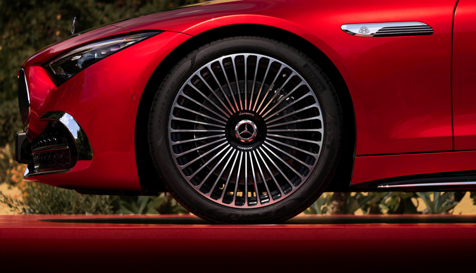This $250K Maybach Is the Most Luxurious Convertible Mercedes Has Ever ...
