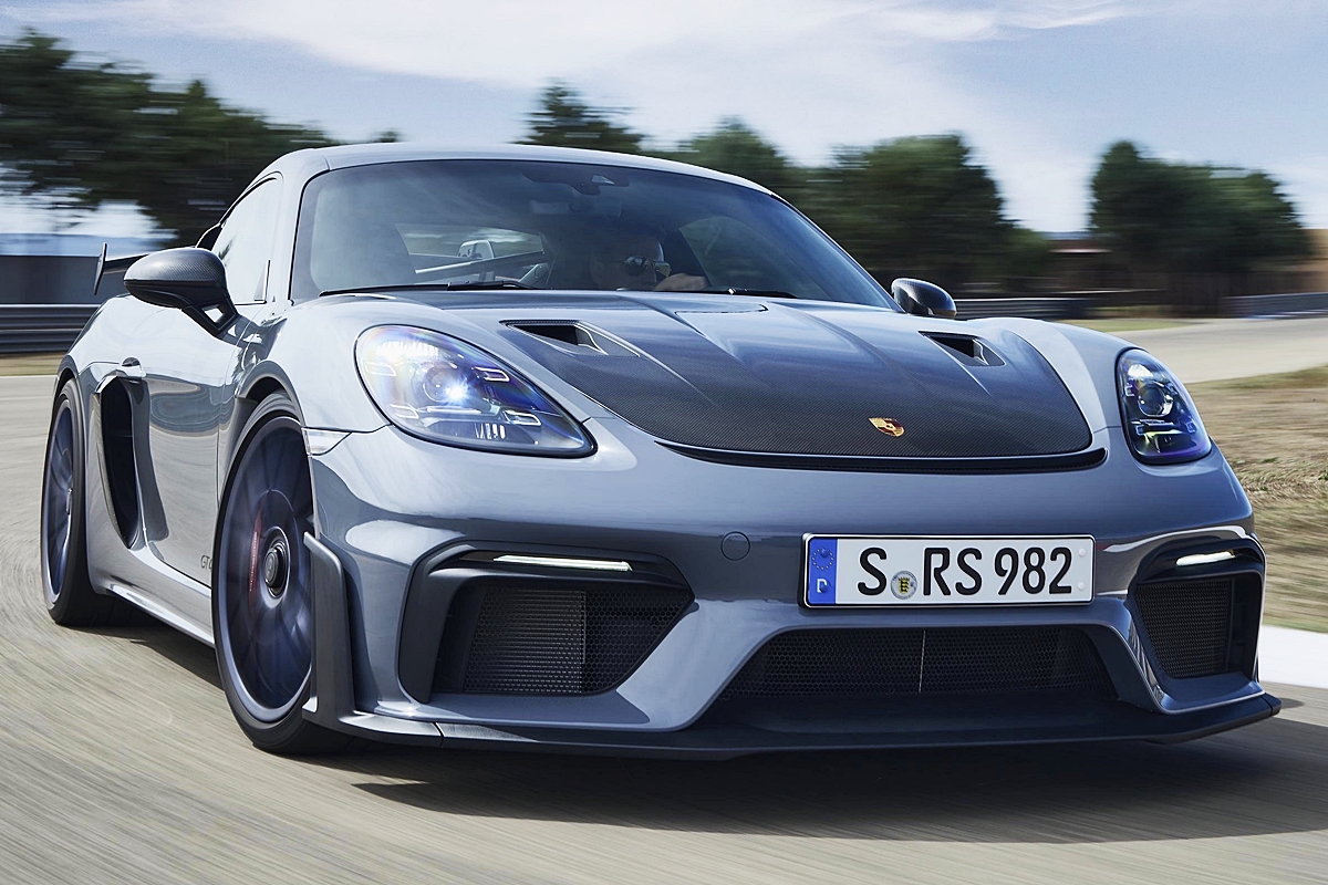 Porsche Just Changed Its Mind—The Next 718 Won’t Go Fully Electric ...