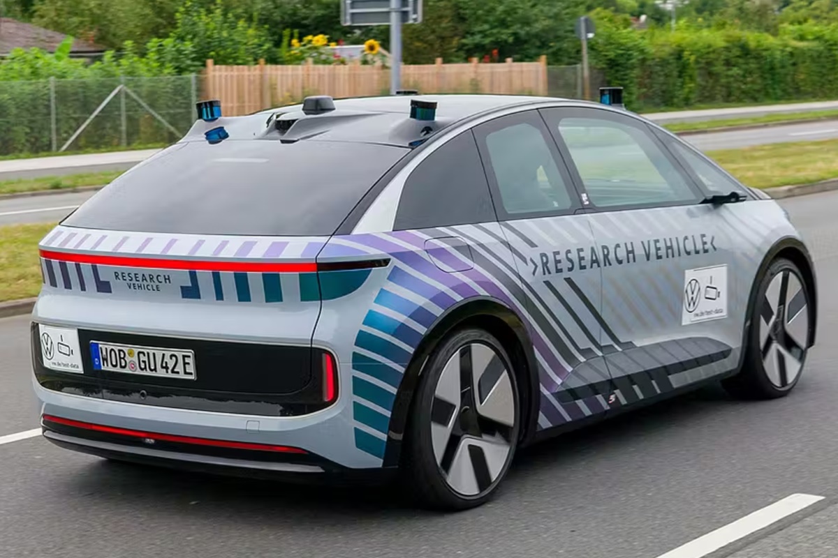 Volkswagen’s Driverless Car Has No Steering Wheel—And It’s Already on ...