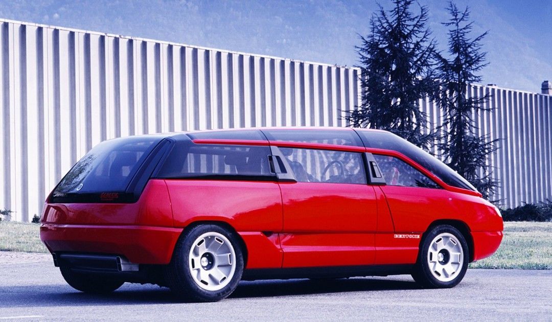 The Lamborghini V12 Minivan You’ve Never Heard Of—And Why It Actually ...