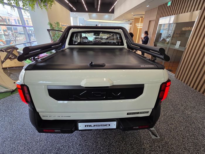 Stop Stalling, Ford: This New Modular Pickup Is Tough Enough For Work ...