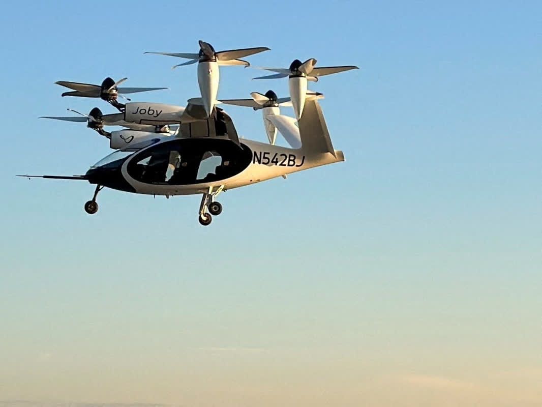 No More Roads Needed: The 200 MPH Flying Taxi That Makes Your $100K ...