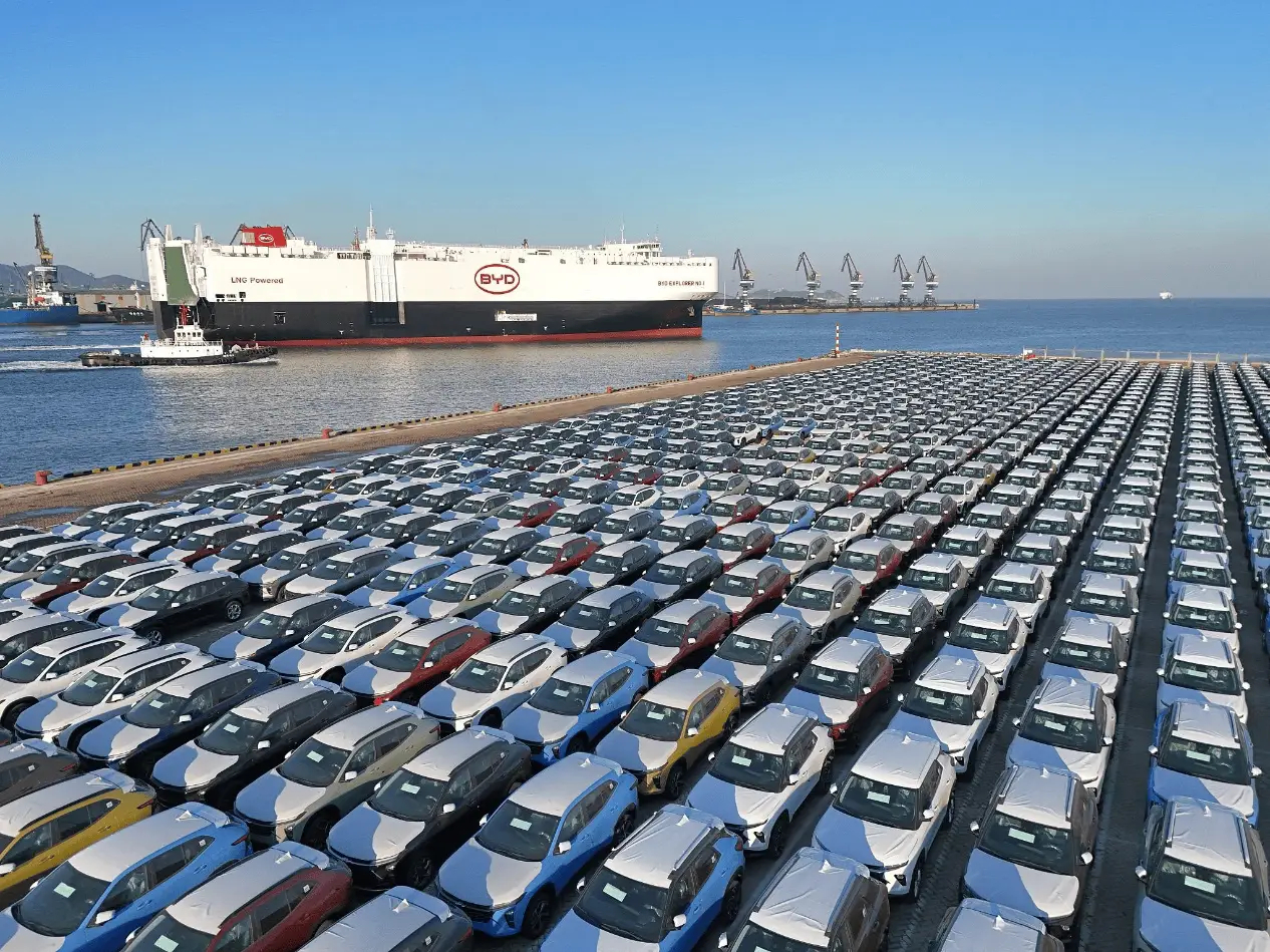 The $25,000 Spy Car Invasion: Why Your Next SUV Might Be A Chinese ...