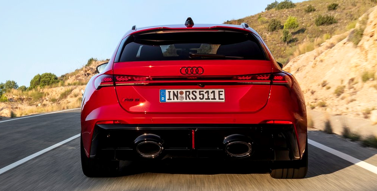 Grocery-Getter Jet : Audi Just Shoved A 639 HP Engine Into Your Family ...