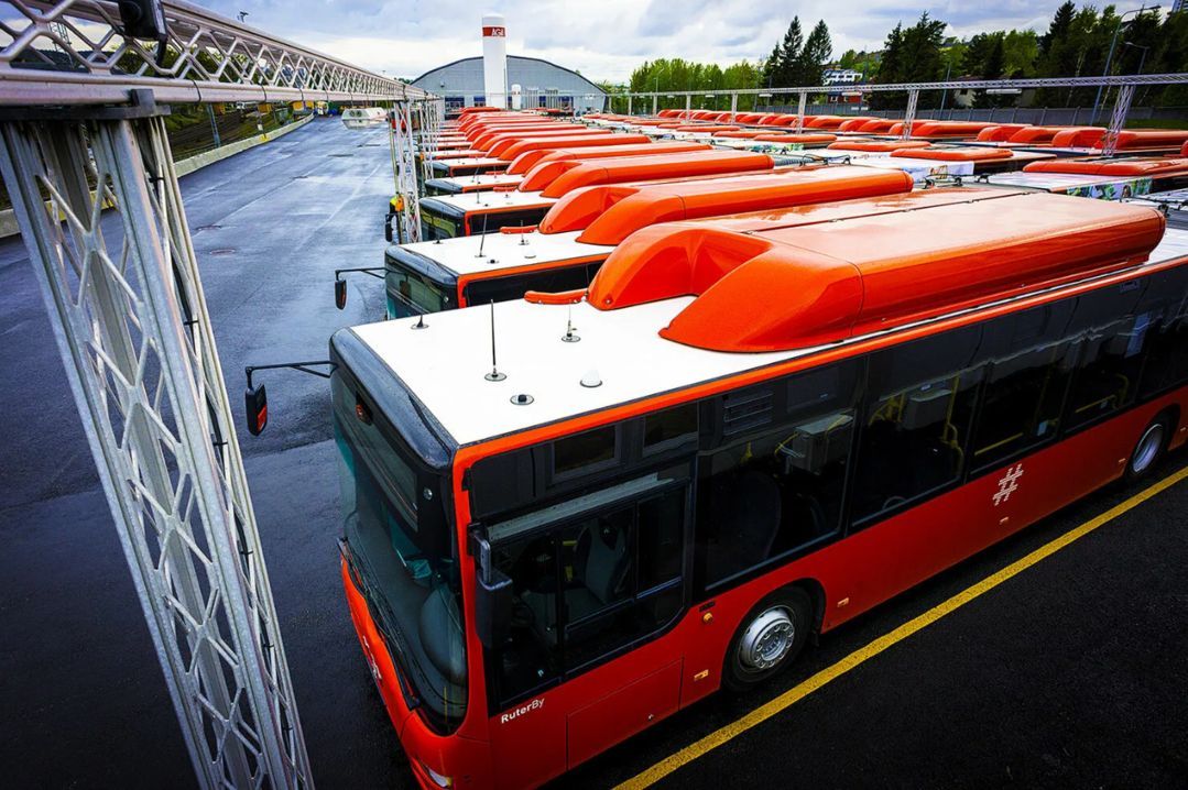 1,300 Electric Buses, One Question—Who Really Controls The Software ...