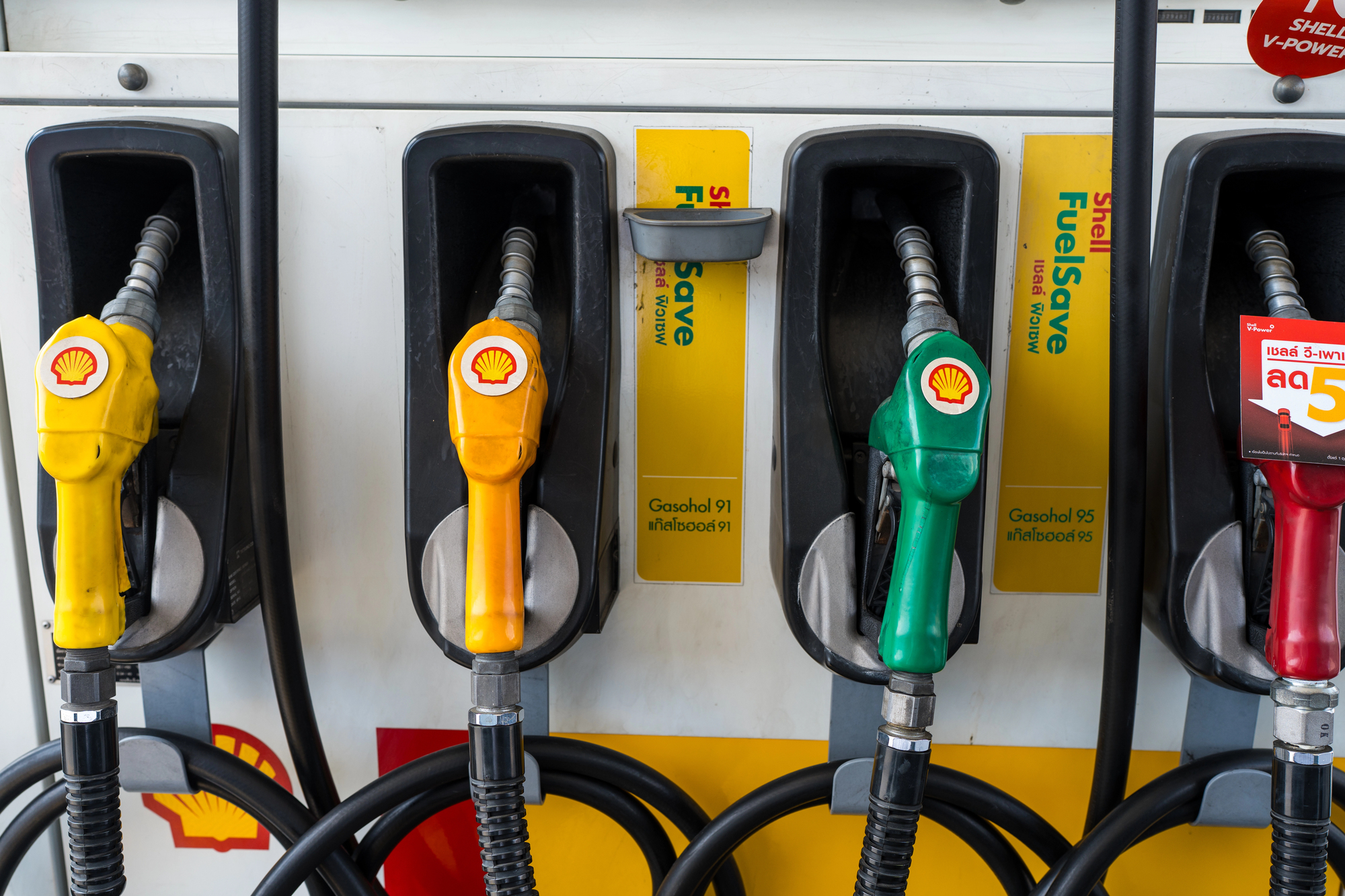 Gas? In This Economy? Here Are The Best Fuel Efficient Cars You Can Get ...