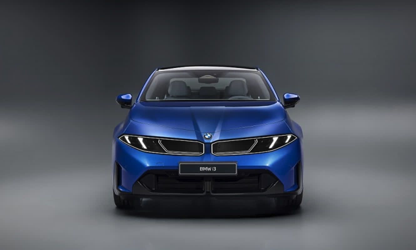 New BMW i3 Delivers 559-Mile Range and 469 HP With New EV Platform