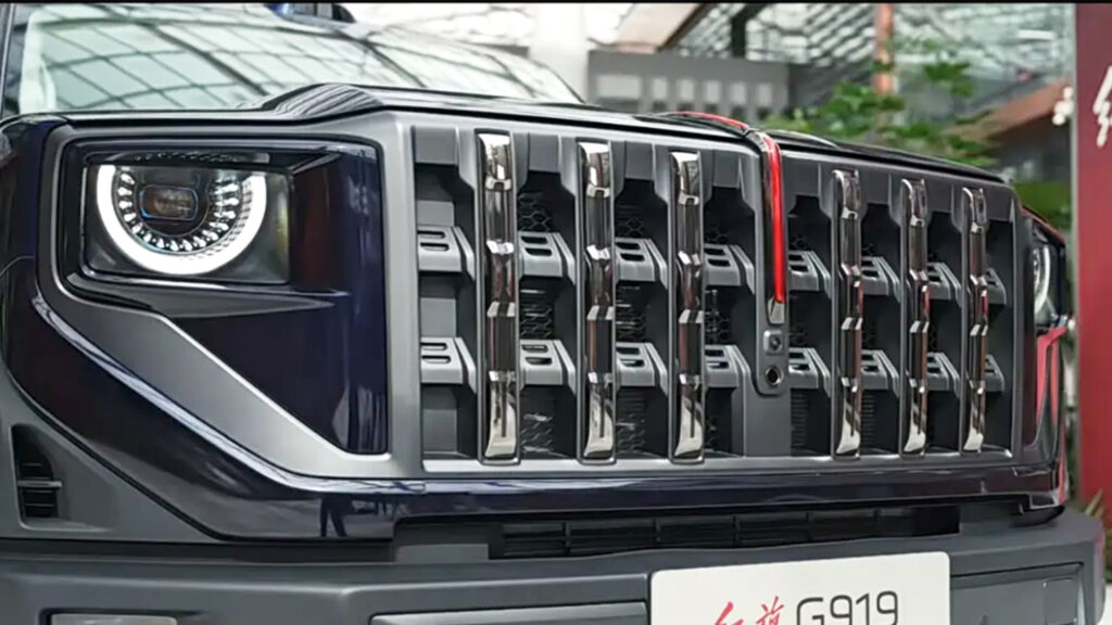 This 831-HP Off-Roader Burns Gas to Go 839 Miles on Electricity