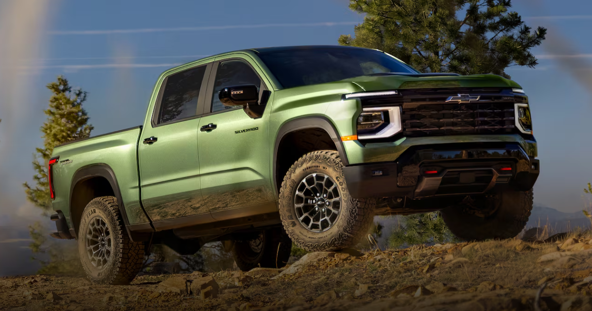 2027 Silverado Gets New V8s, 35-Inch Tires, And More Screens Than Some ...