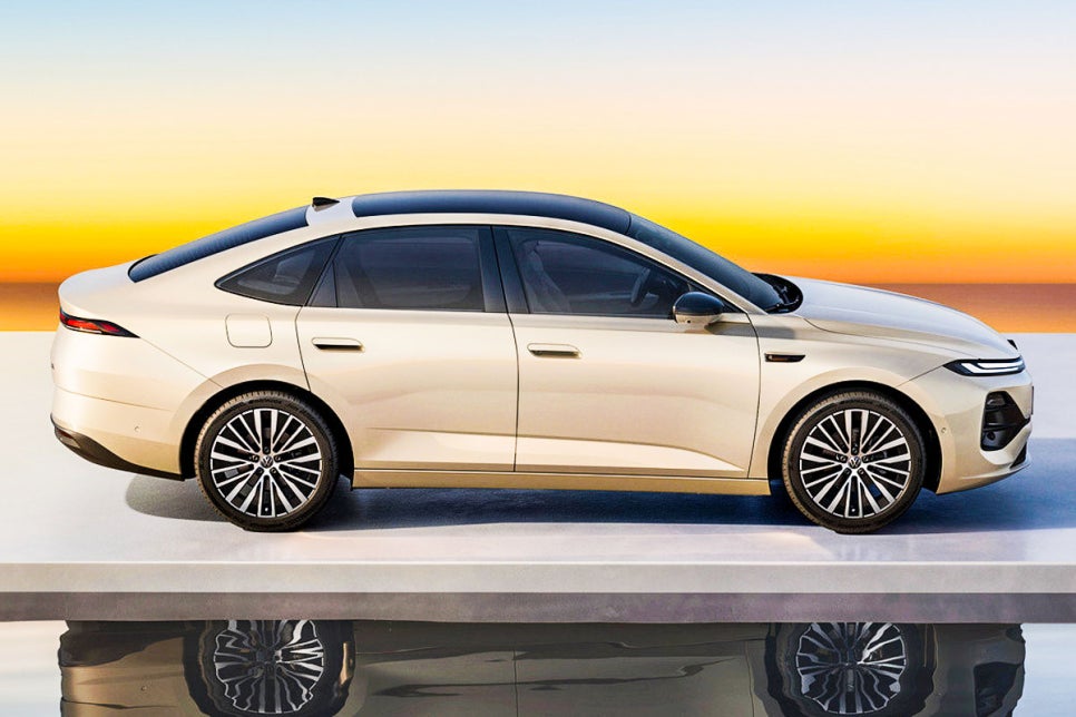 1,250 Miles on One Tank: Volkswagen’s Wild New Sedan Exploits a Massive ...