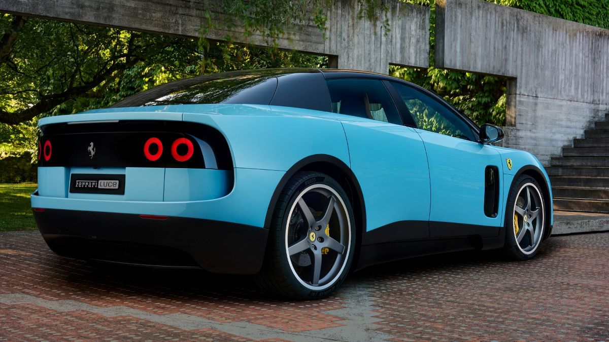 “I Wouldn't Be Caught Dead in It”: Top Hypercar Collector Torches ...